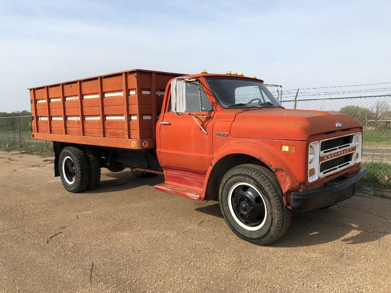 1970 Chevrolet C50, Tecumseh KS - 5007045847 - CommercialTruckTrader.com
