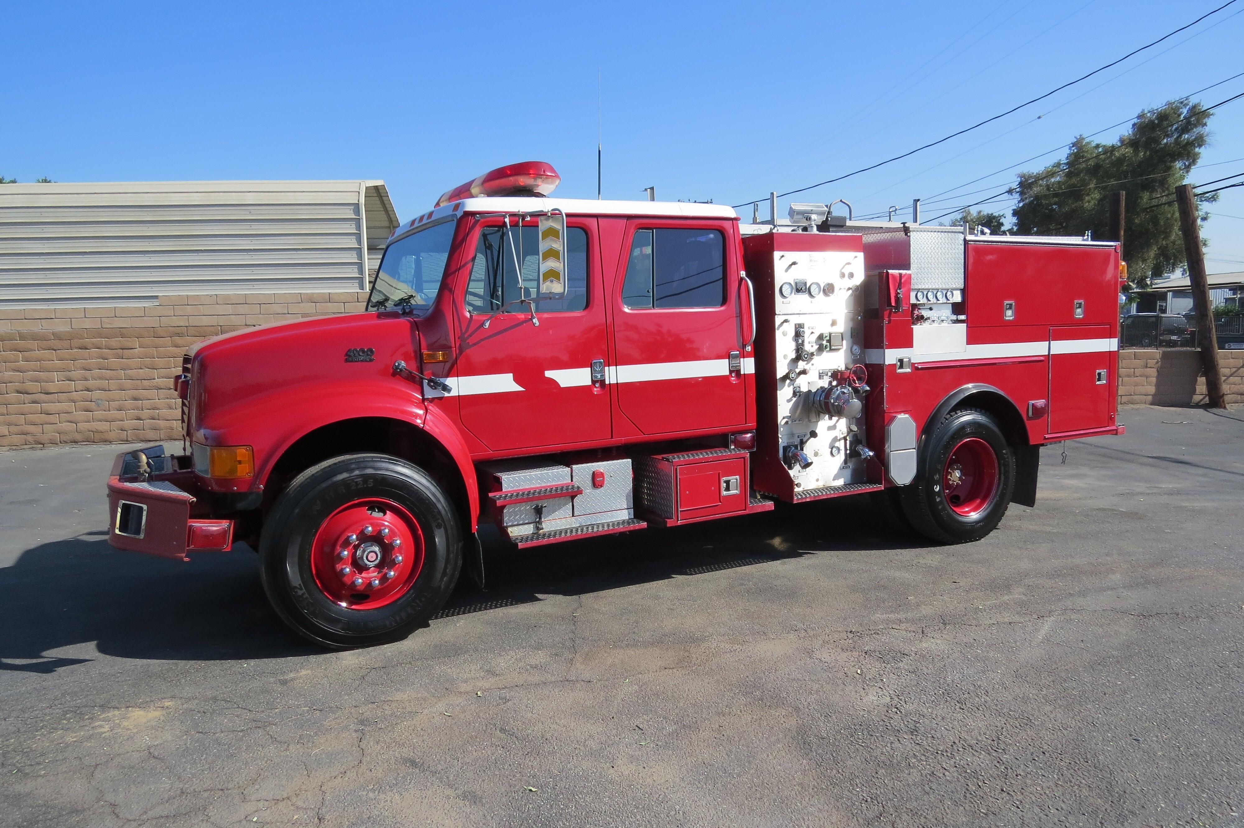 2000 International 4900 Type 3 Crew Cab Fire Engine For Sale in Fontana ...