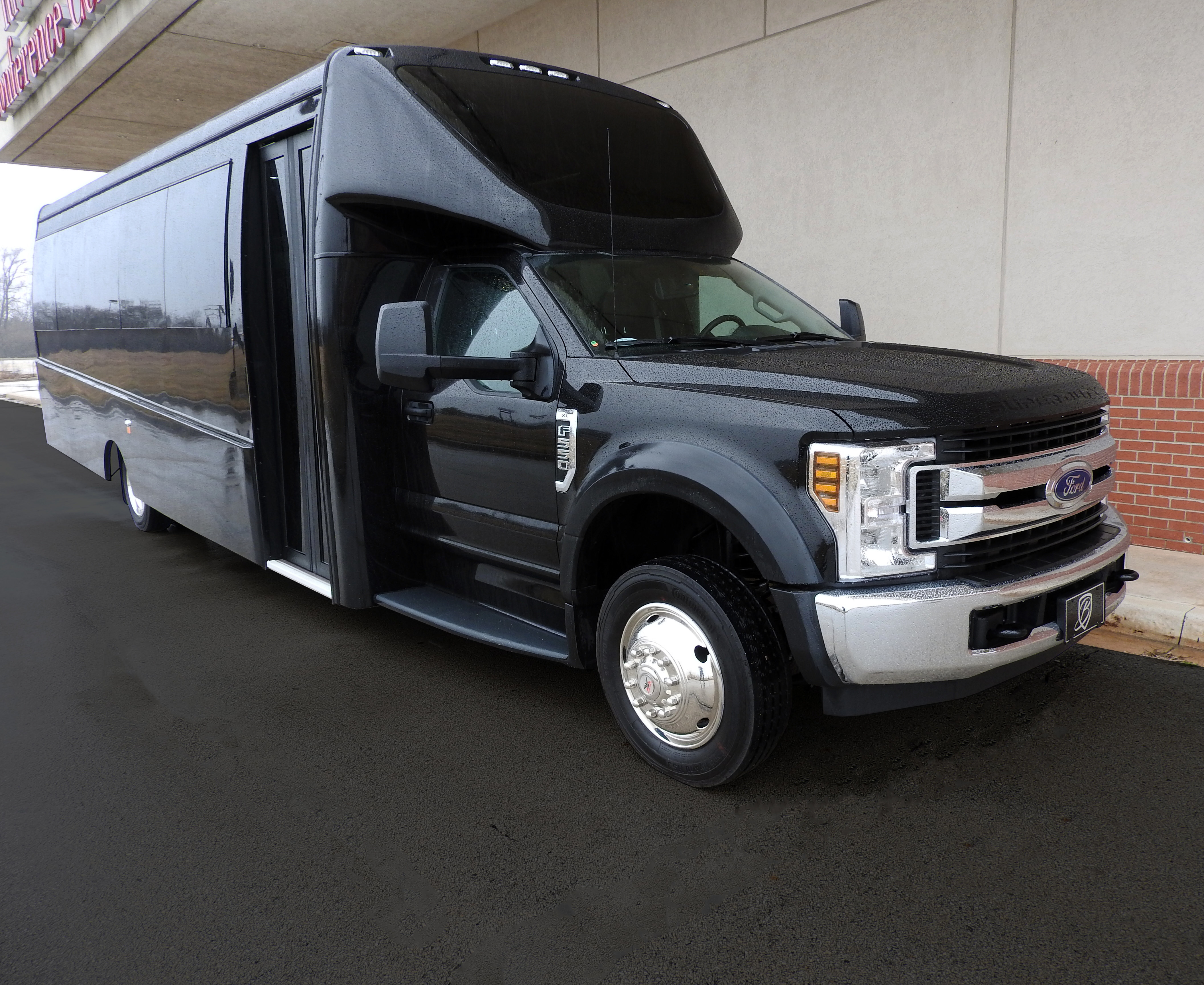 F550 For Sale - Ford F550 Bus Trucks Near Me - Commercial Truck Trader