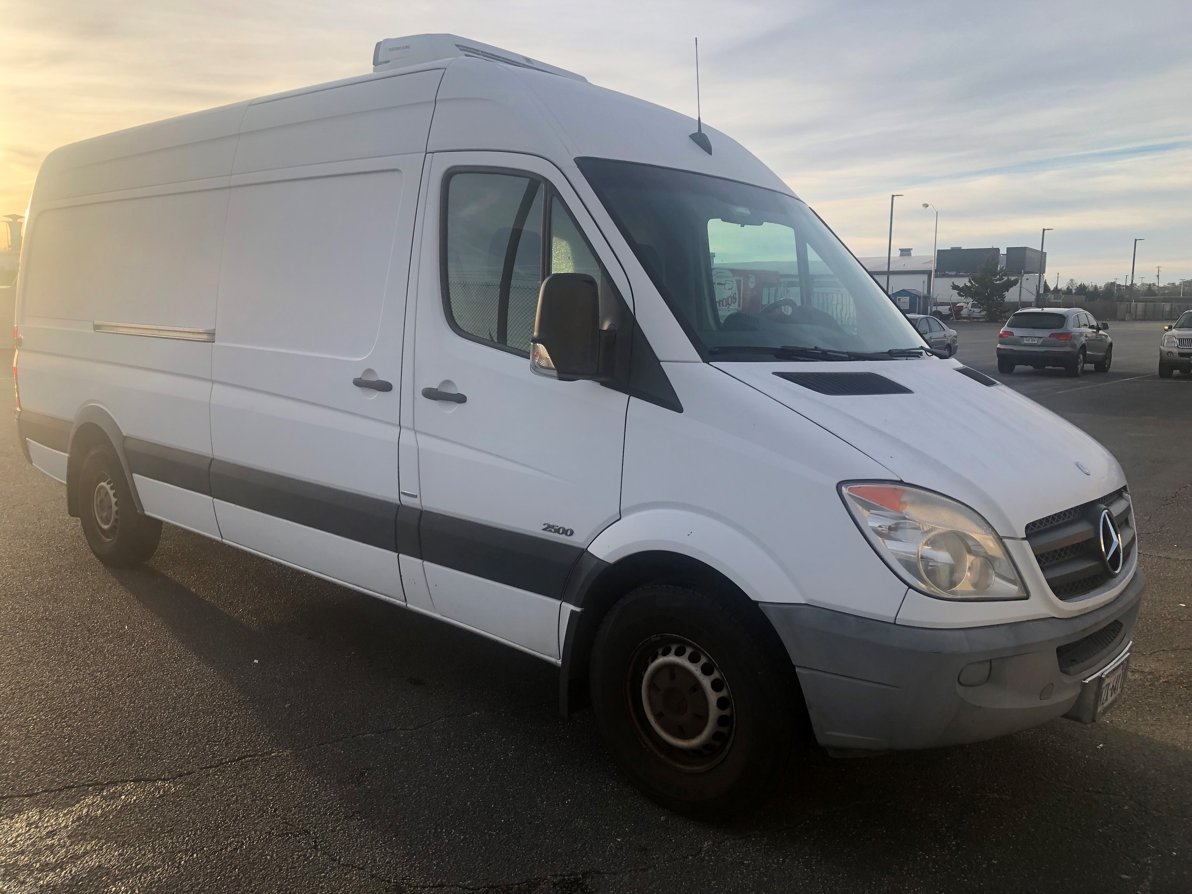 Reefer/Refrigerated Trucks For Sale Near Me - Commercial Truck Trader