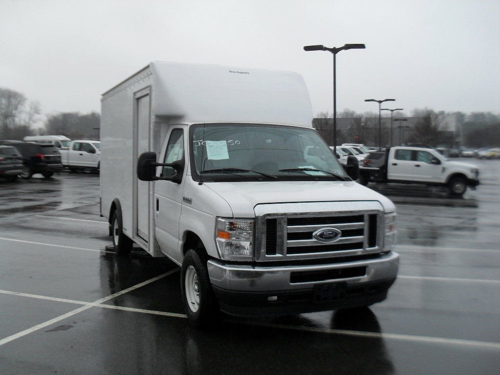 Ford For Sale - Ford Box Truck - Straight Trucks - Commercial Truck Trader