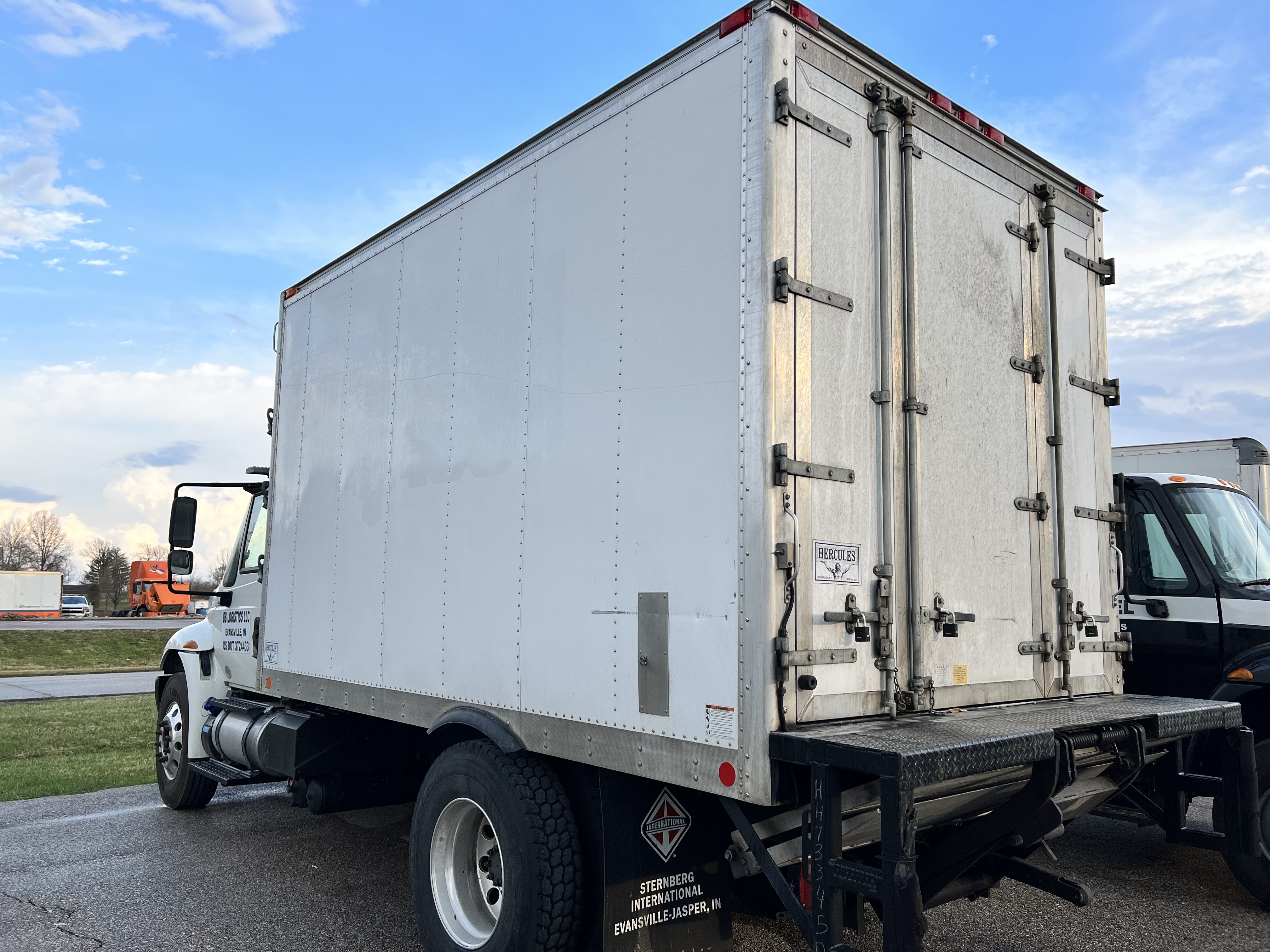 Reefer/Refrigerated Body Trucks For Sale Near Me - Commercial Truck Trader