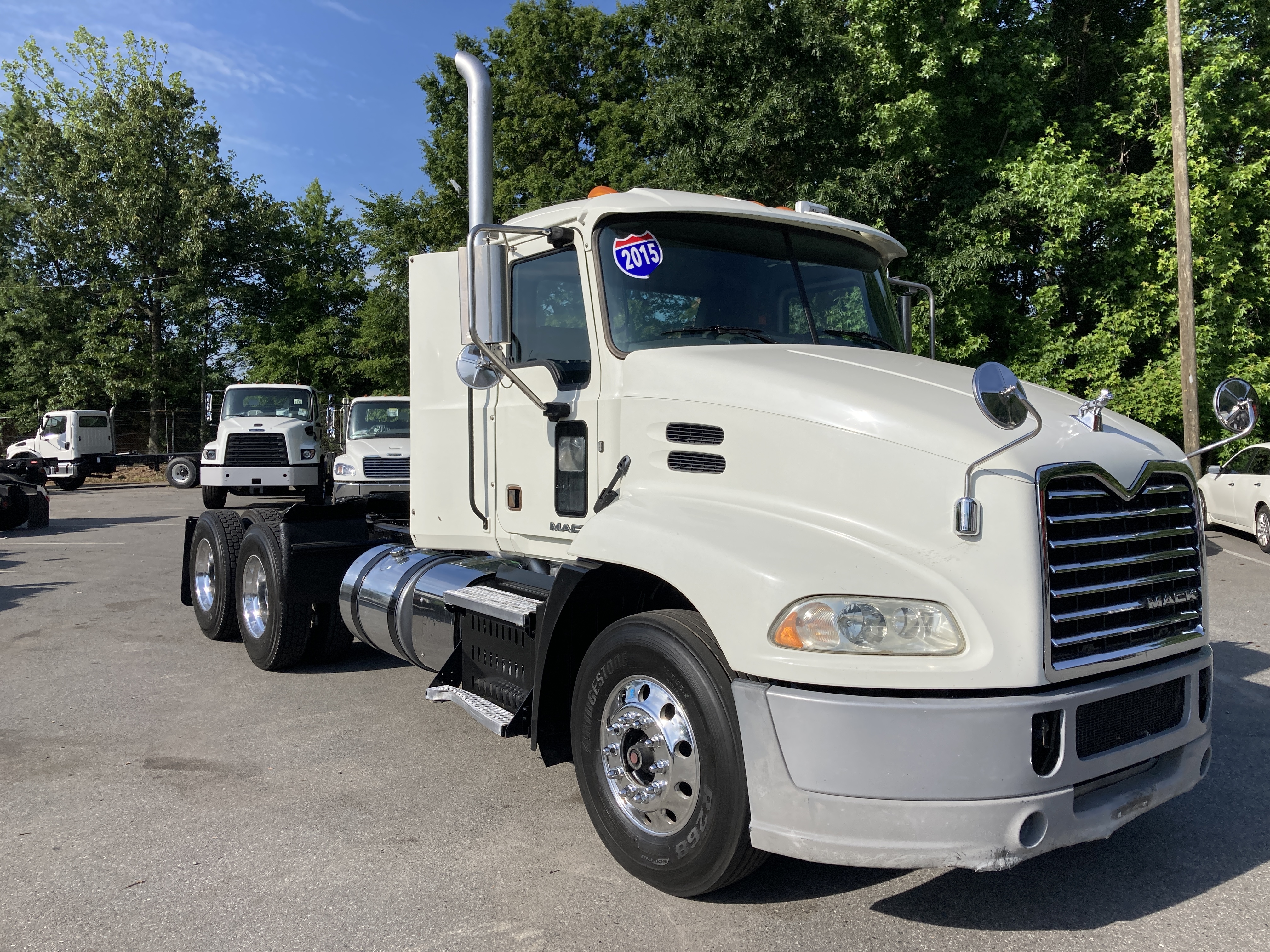 Mack For Sale - Mack Conventional - Day Cab Trucks Near Me - Commercial ...