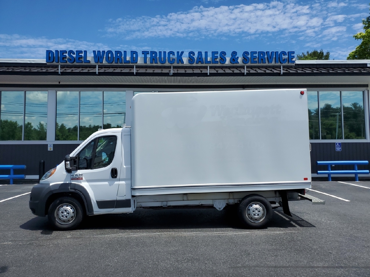 Trucks with Unicell Bodies For Sale Near Me - Commercial Truck Trader