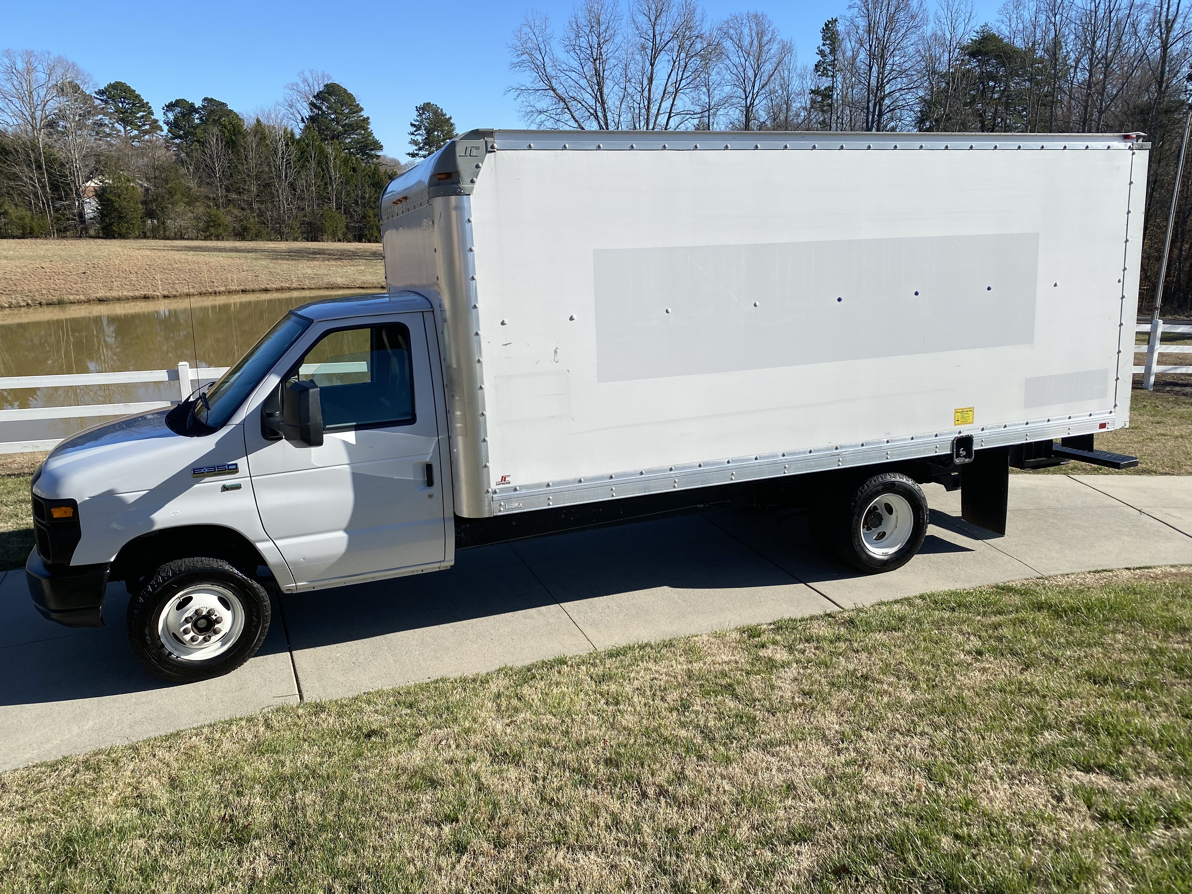 F350 For Sale - Ford F350 Box Truck - Straight Trucks Near Me ...