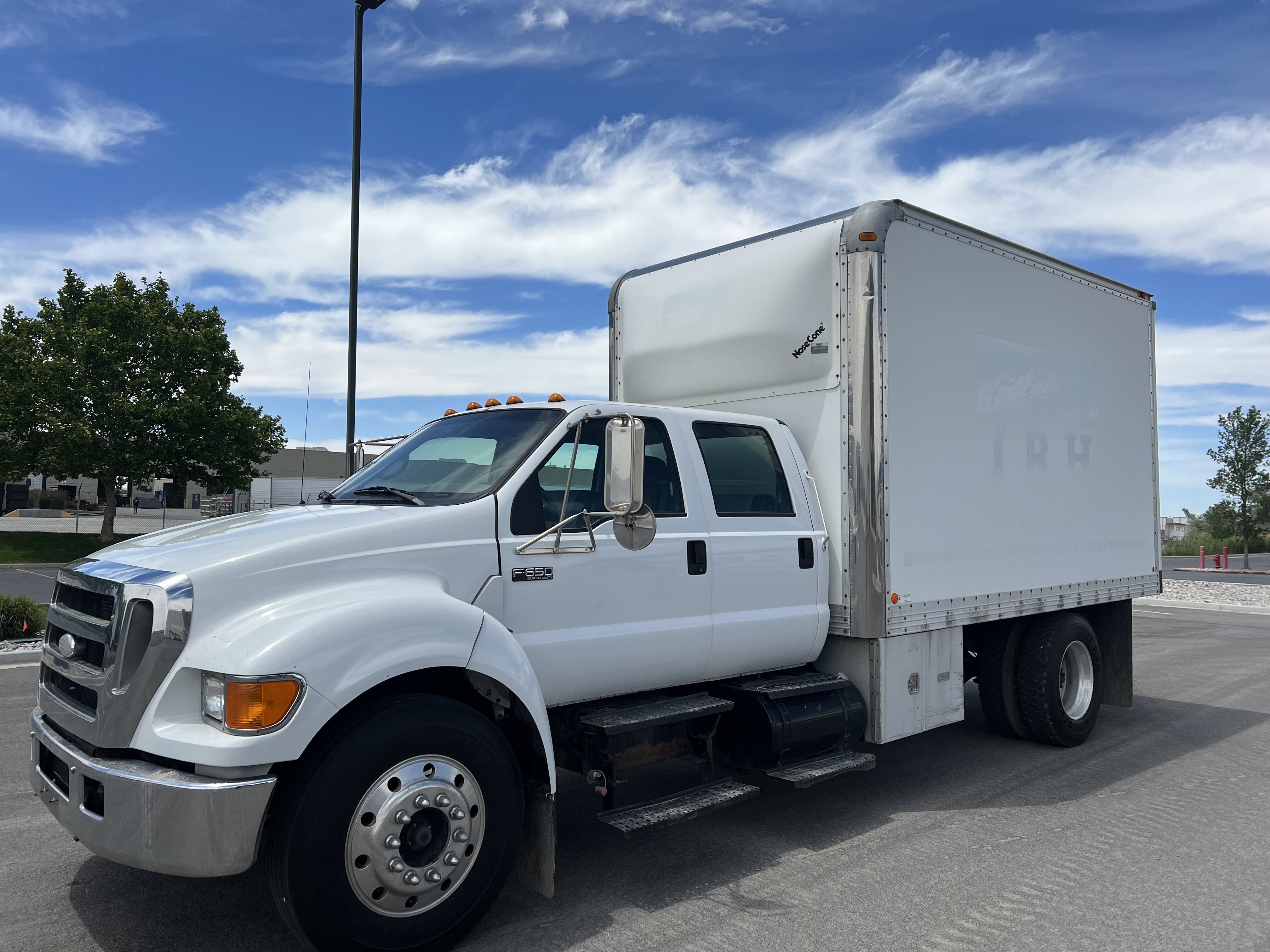 CREW CAB Box Truck - Straight Trucks For Sale Near Me - Commercial ...