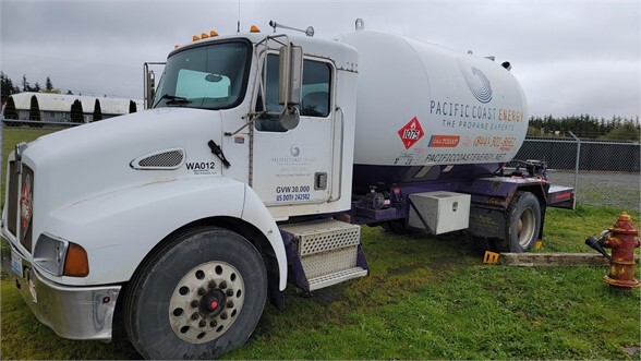 Class 7 (gvw 26001 - 33000) Trucks For Sale Near Me - Commercial Truck ...