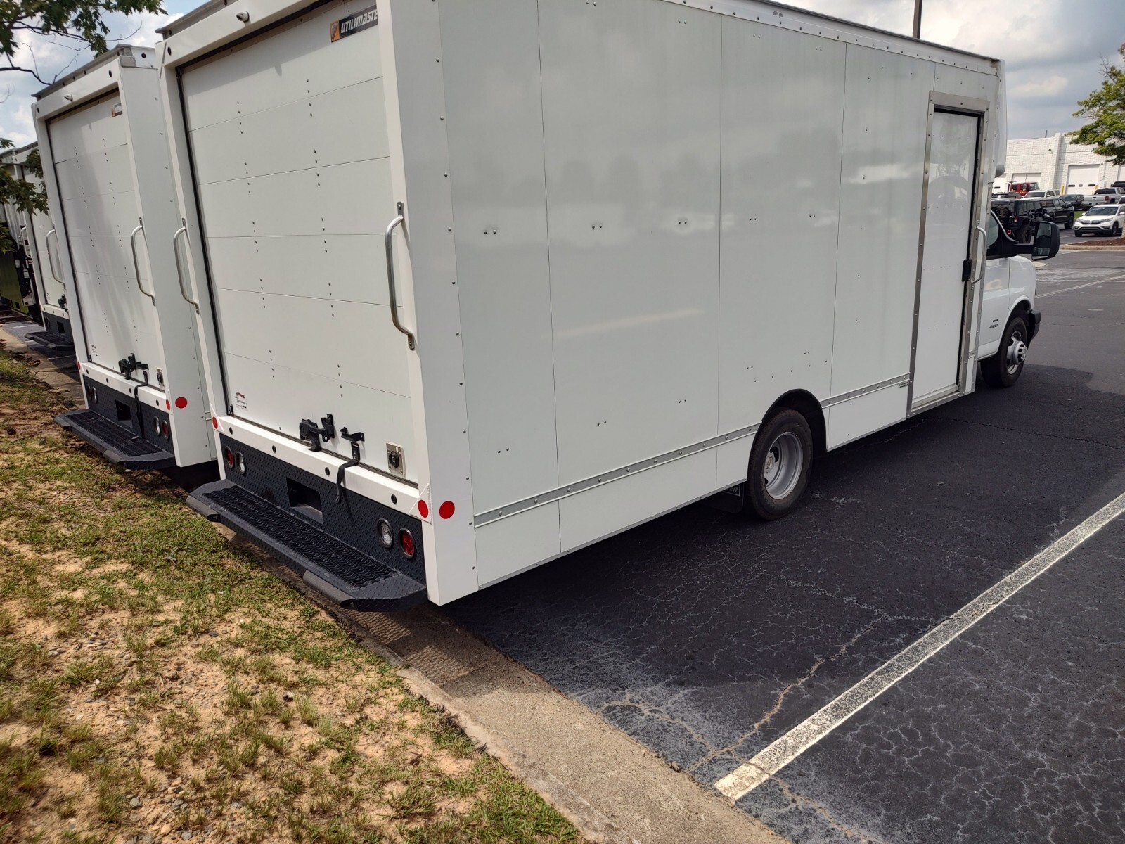Express G4500 For Sale - Chevy Express G4500 Box Truck - Straight ...