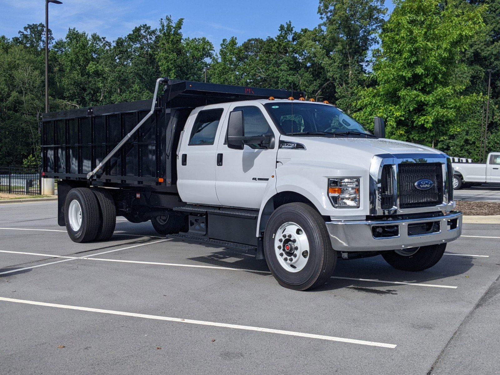 Class 6 (gvw 19501 - 26000) Trucks For Sale Near Me - Commercial Truck ...