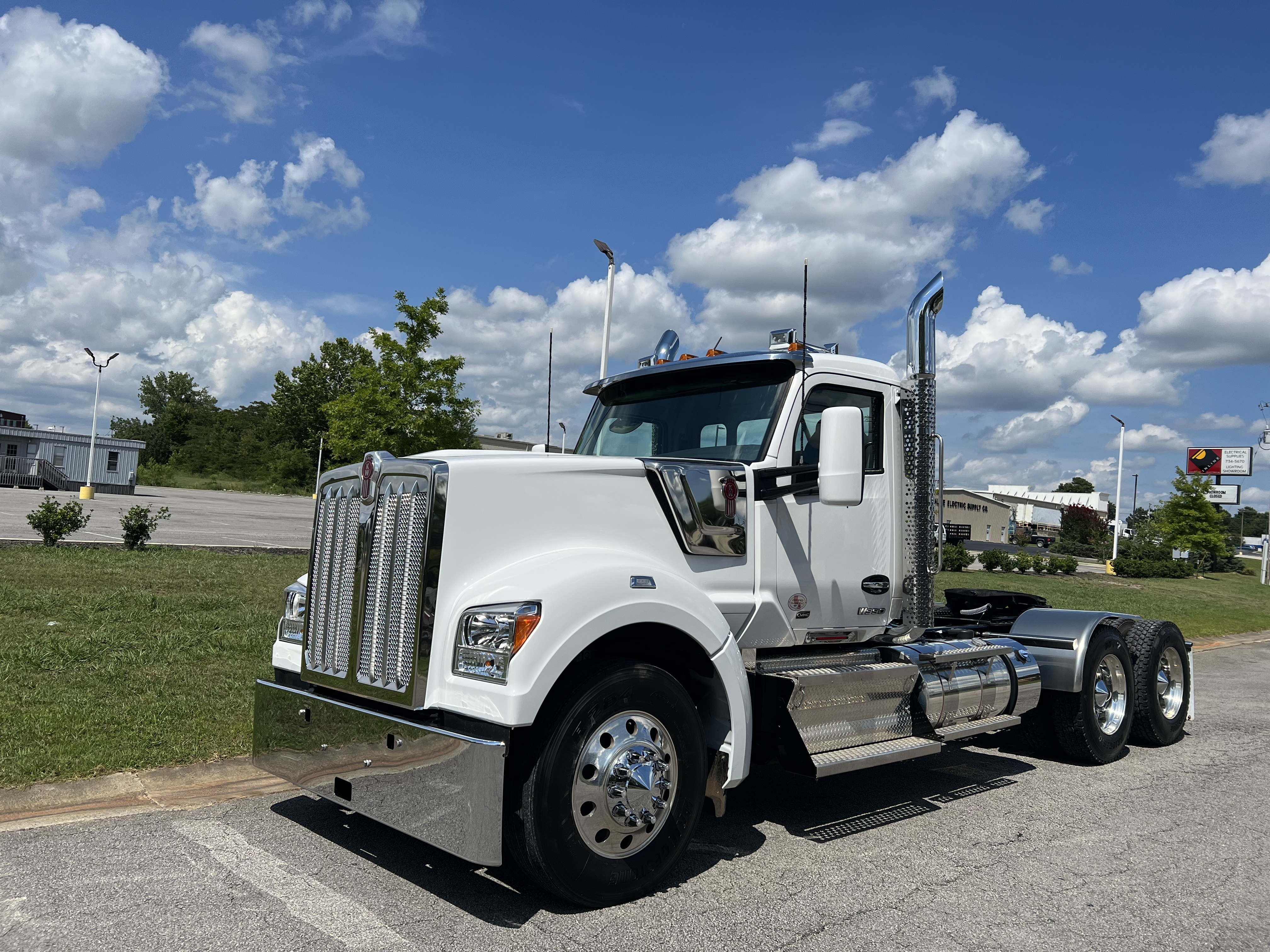 W990 For Sale - Kenworth W990 Trucks Near Me - Commercial Truck Trader