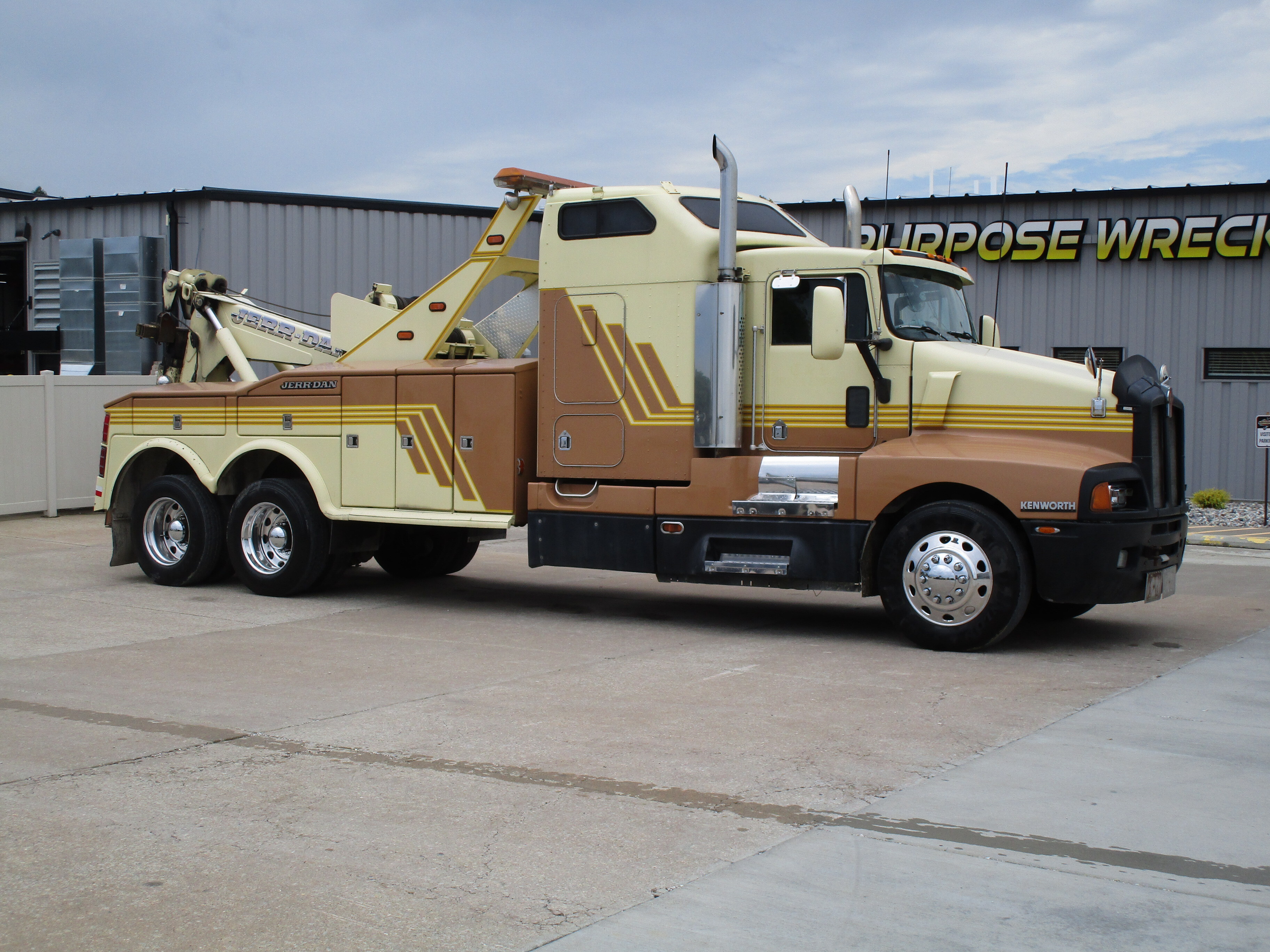 T600 For Sale - Kenworth T600 Trucks Near Me - Commercial Truck Trader