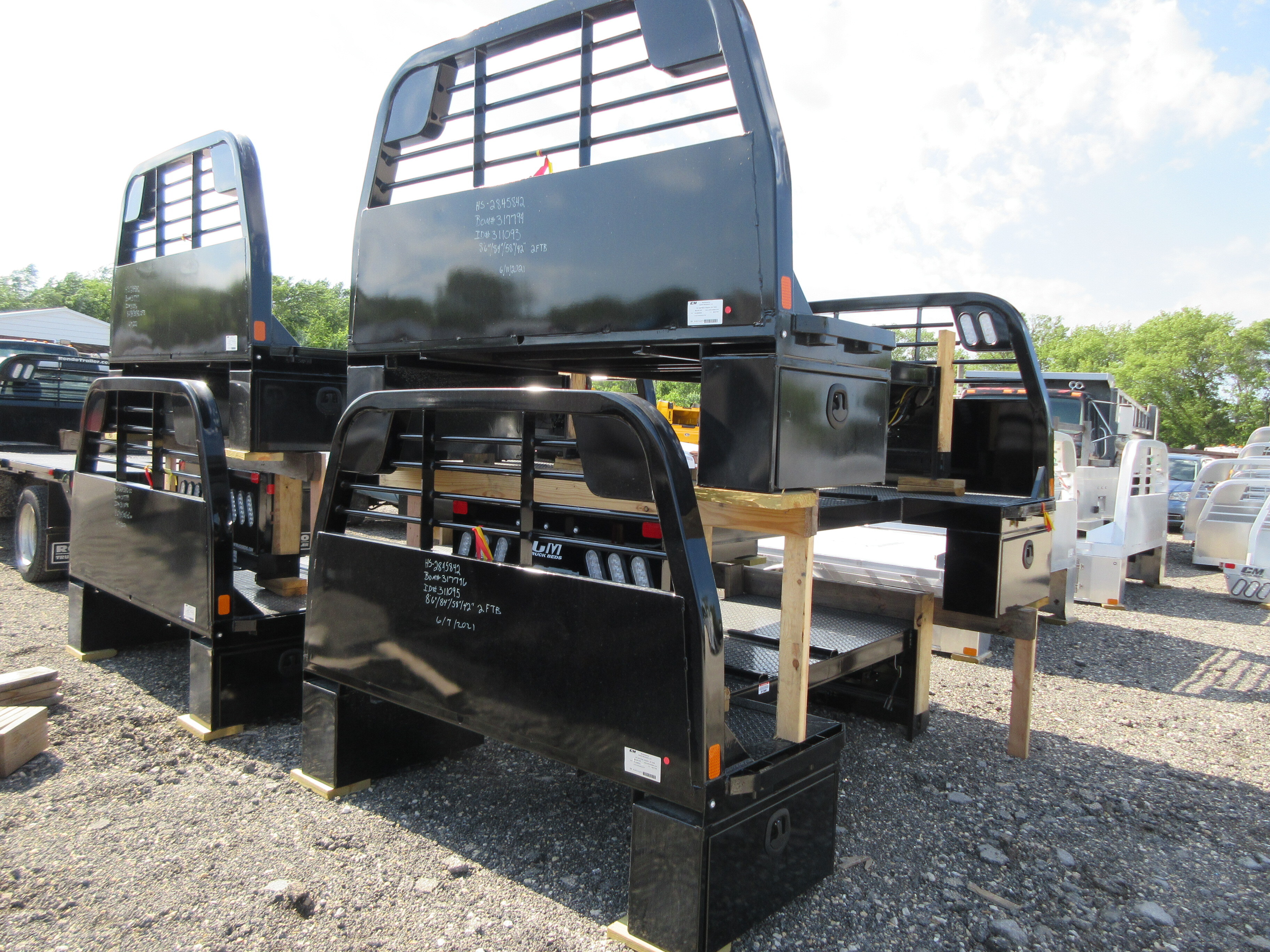 Landscape Body Trucks For Sale Near Me - Commercial Truck Trader