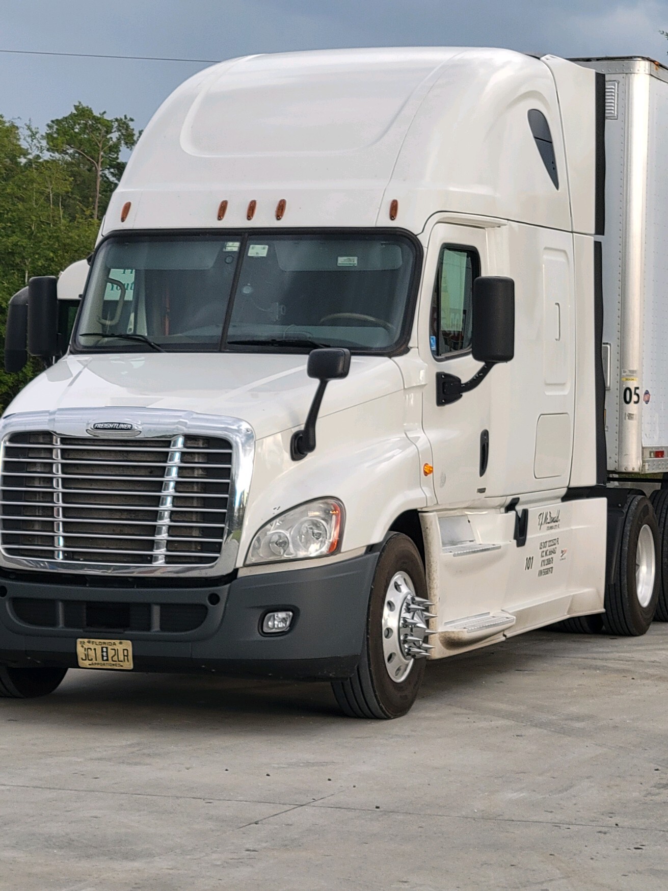 Florida - Freightliner For Sale - Freightliner Trucks - Commercial ...