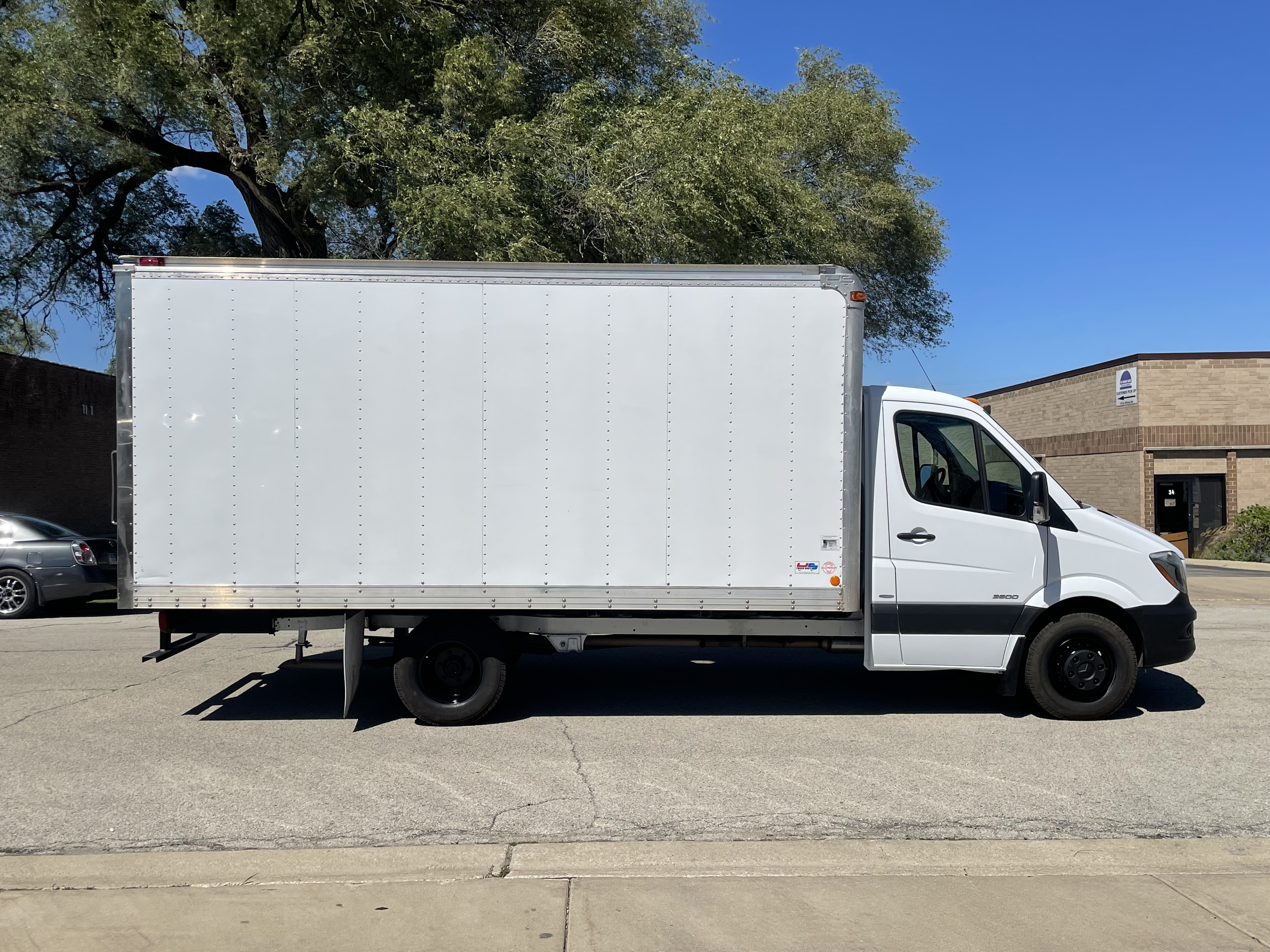 Mercedes-Benz For Sale - Mercedes-Benz Box Truck - Straight Trucks Near ...