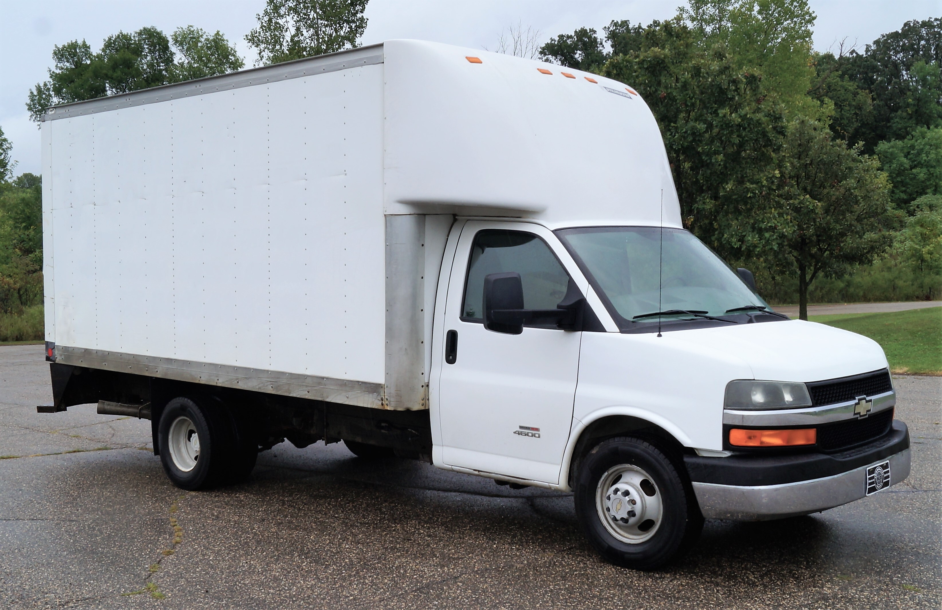 Express G4500 For Sale - Chevy Express G4500 Box Truck - Straight ...