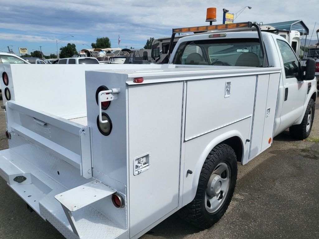Used Utility Truck - Service Trucks For Sale Near Me - Commercial Truck ...