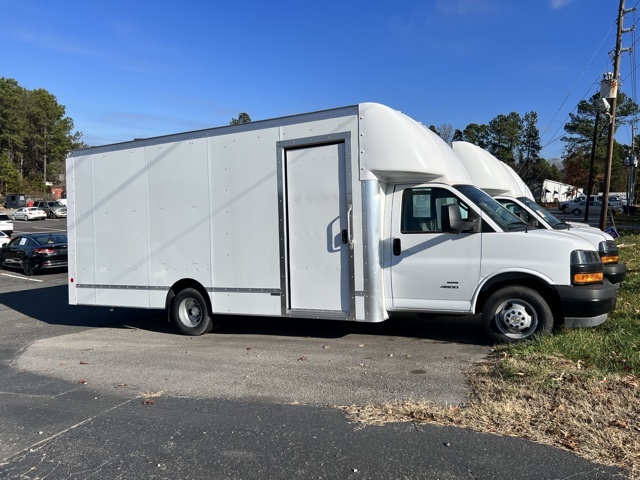Express G4500 For Sale - Chevy Express G4500 Box Truck - Straight ...